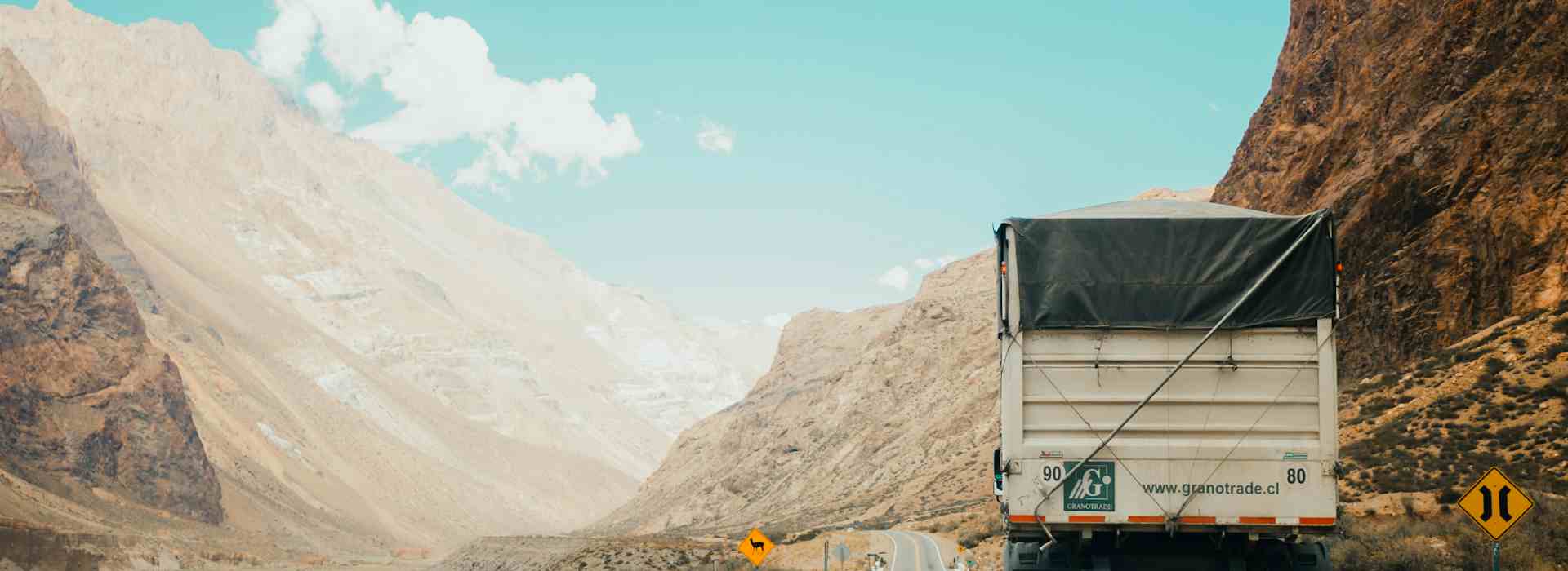 Customers rely on us to help them – المؤسسة المترابطة للتجارة